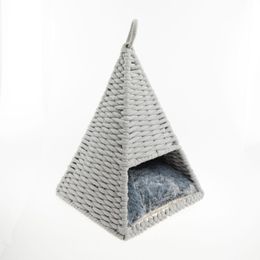 Graues Haustierbett im Pyramiden-Design mit Kissen 55x37cm