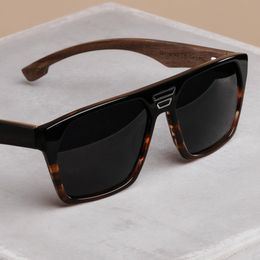 Holzkern Sonnenbrille The Globetrotter (Leadwood/Black Coffee)