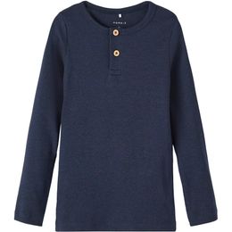 Langarmshirt name it "NMMKAB LS TOP NOOS", Jungen, Gr. 104, blau (schwarz sapphir), Feinripp, Obermaterial: 57% Baumwolle, 38% Modal, 5% Elasthan, unifarben, normal normal, Rundhals, abgesteppte Kante, Shirts Langarmshirt, Im Henley-Stil - mit kurzer Knopfleise, normal geschnitten