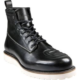 John Doe Iron, Stiefel