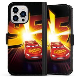 DeinDesign iPhone 13 Pro Handy Klapph&uuml;lle Handyh&uuml;lle aus Kunst Leder schwarz Flip Case Official Licensed Product Cars Lightning Mcqueen 95 Sideflip mit Lasche