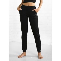 active by Lascana LASCANA ACTIVE Jogginghose schwarz Gr. 32/34 f&uuml;r Damen. Mit Logodruck. Basic. Nachhaltig.
