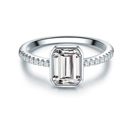 Trilani Ring aus Sterling Silber mit Zirkonia in silber | Gr.: 54