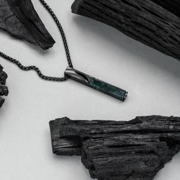 Holzkern Necklaces Herren Damast und Gr&uuml;ner Marmor