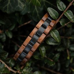 Holzkern Armband Terzett (Akazie/Schiefer), Naturholz, Damen und Herren, gr&ouml;&szlig;enverstellbar