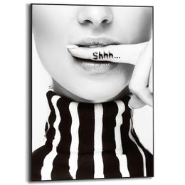 Reinders Poster &raquo;Ssshhh!&laquo; Home Office - Frau - Stille - Schwarz-Wei&szlig; - MDF - Menschen - 50x70 cm schwarz-wei&szlig;