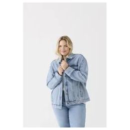 Jeansjacke Only CARMAKOMA "CAROCEAN L/S OVERSIZE JKT DNM NOOS", Damen, Gr. 52, blau (light blau denim), Denim/Jeans, Obermaterial: 100% Baumwolle, unifarben, h&uuml;ftlang, Jacken Jeansjacke