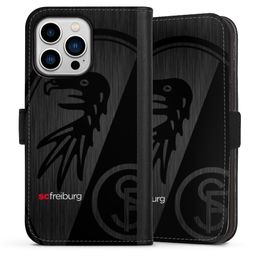 DeinDesign iPhone 13 Pro Handy Klapph&uuml;lle Handyh&uuml;lle aus Kunst Leder schwarz Flip Case Sc Freiburg Metallic Look Official Licensed Product Sideflip mit Lasche
