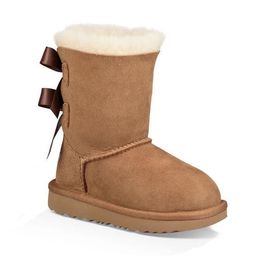 UGG Australia Winterboots UGG "Bailey Bow", M&auml;dchen, Gr. 7 (23,5), braun (chestnut), Lammfell, Veloursleder, Schuhe Winterboots, Winterboots, Schlupfboots mit Zierschleifen aus Satin