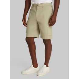 Cargoshorts Calvin Klein "MODERN TWILL CARGO SHORT", Herren, Gr. 34, N-Gr, gr&uuml;n (tree house), Twill, Obermaterial: 98% Baumwolle, 2% Elasthan, unifarben, normal kniefrei, Hosen Cargoshorts, mit Logo-Patch
