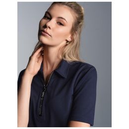 Poloshirt TRIGEMA "TRIGEMA Slim Fit Poloshirt mit Kristallsteinen", Damen, Gr. M, blau (navy), Piqu&eacute;, 94% Baumwolle, 6% Elastan, Basic, lang, ohne Ausschnitt, Shirts Poloshirt