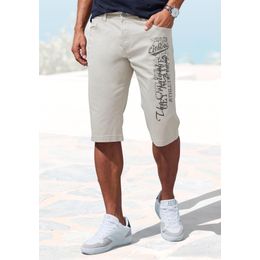 Bermudas John Devin "aus elastischer Baumwollmischung", Herren, Gr. 36, N-Gr, beige, Web, Obermaterial: 98% Baumwolle, 2% Elasthan, unifarben, bequem kurz, Hosen Bermudas, mit gro&szlig;em Druck auf dem Bein, 3/4 Shorts