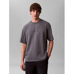 T-Shirt Calvin Klein "SS RLXD STANDARD LOGO CREWNK TEE", Herren, Gr. S, anchor navy, Single Jersey, Obermaterial: 100% Baumwolle, unifarben, relaxed fit h&uuml;ftlang, Rundhals, eingesetzt abgesteppte Kante, Shirts T-Shirt, Rundhalsausschnitt, relaxed fit