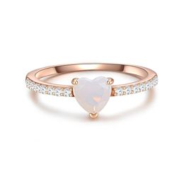 Glanzst&uuml;cke M&uuml;nchen Glanzst&uuml;cke M&uuml;nchen Ring Herz aus Sterling Silber mit Mondstein (synth.) in ros&eacute;gold | Gr.: 50