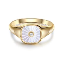 Glanzst&uuml;cke M&uuml;nchen Glanzst&uuml;cke M&uuml;nchen Ring aus Sterling Silber mit Zirkonia und Perlmutt in gelbgold | Gr.: 52