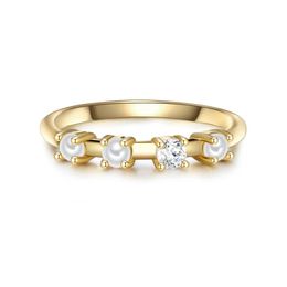 Glanzst&uuml;cke M&uuml;nchen Glanzst&uuml;cke M&uuml;nchen Ring aus Sterling Silber mit Zirkonia und S&uuml;&szlig;wasser-Zuchtperle in gelbgold | Gr.: 52