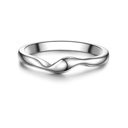Glanzst&uuml;cke M&uuml;nchen Glanzst&uuml;cke M&uuml;nchen Ring aus Sterling Silber in silber | Gr.: 50