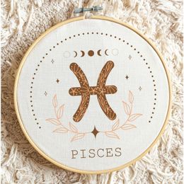 Minimalistische Tierkreis-Stickerei, Pisces
