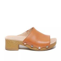 Dansko Sandalen - Tan Leather Giana Clog Sandal - Gr. 39 (EU) - in Braun - f&uuml;r Damen