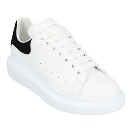 Alexander McQueen Low-Top Sneaker - Oversized Sneaker - Gr. 39 (EU) - in Wei&szlig; - f&uuml;r Damen