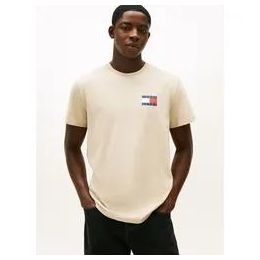 Tommy Hilfiger T-Shirt TOMMY JEANS "TJM SLIM ESSENTIAL FLAG TEE EXT", Herren, Gr. M, gulf sand, Single Jersey, Obermaterial: 100% Baumwolle, slim fit normal, Rundhals, eingesetzt abgesteppte Kante, Shirts T-Shirt, Mit Rundhalsausschnitt