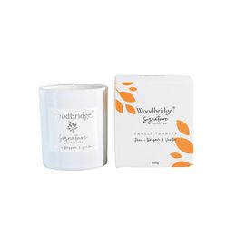 Woodbridge Duftkerze "Peach Blossom & Vanilla" in Wei&szlig; - 250 g - 44% | Kerzen-vasen