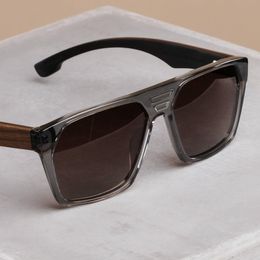 Holzkern Sonnenbrille The Globetrotter (Walnuss/Ash)