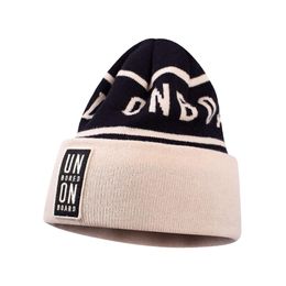 EIVY Beanie female White size One Size