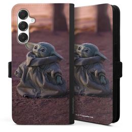 DeinDesign Galaxy A16 5G Handy Klapph&uuml;lle Handyh&uuml;lle aus Kunst Leder schwarz Flip Case The Child Star Wars Baby Yoda Sideflip mit Lasche