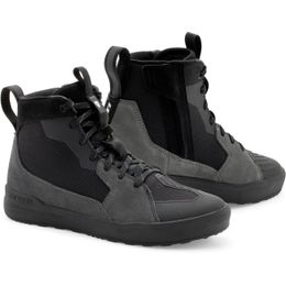 Revit Arrow 2, Schuhe