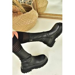 Trendyol Stiefeletten in Schwarz - 75% | Gr&ouml;&szlig;e 37 | Stiefeletten