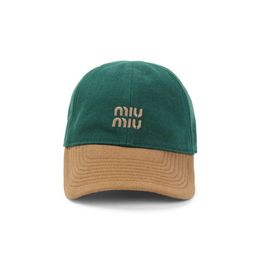 Miu Miu Caps & M&uuml;tzen - Two-Tone Baseball Cap With Emblem And Curved Brim - Gr. S - in Gr&uuml;n - f&uuml;r Damen