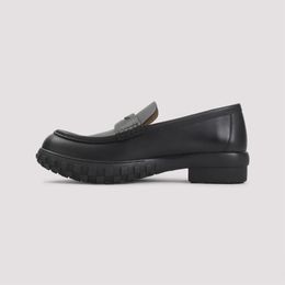 Givenchy Loafer - Smooth Calf Leather Loafers - Gr. 44,5 (EU) - in Schwarz - f&uuml;r Damen