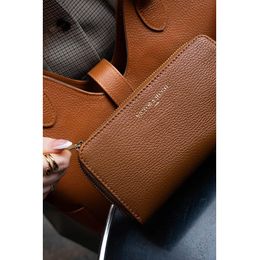 Victor & Hugo Paris Leder-Geldb&ouml;rse "Selma" in Camel - (B)20 x (H)10 x (T)3 cm - 65% | Portemonnaies-etuis