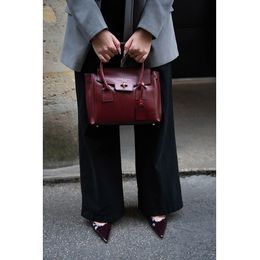 Victor & Hugo Paris Leder-Henkeltasche "Jeny" in Bordeaux - (B)25 x (H)19 x (T)7 cm - 73% | Damen-taschen