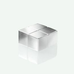 Sigel Neodym-Magnete C10 Extra-Strong Cube-Design, f&uuml;r Glas-Magnettafeln und magnetische Whiteboards, hohe Haftkraft, W&uuml;rfelform, silber, 4 St&uuml;ck