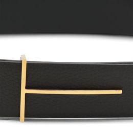 Tom Ford G&uuml;rtel - Textured Leather Belt With Gold-Tone Horizontal Bu - Gr. 105 - in Schwarz - f&uuml;r Damen