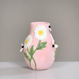 DPI Vase