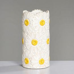 DPI Vase