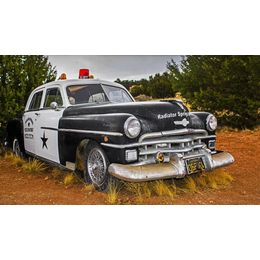 papermoon Fototapete "Altes Polizeiauto", B/L: 4,5m x 2,8m, Bahnen: 9 Stk., bunt, Schlafzimmer, Tapeten