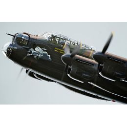 papermoon Fototapete "Lancaster BBMF Bomber", B/L: 3,5m x 2,6m, Bahnen: 7 Stk., bunt, Schlafzimmer, Tapeten