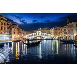 papermoon Fototapete "Venedig bei Nacht", B/L: 4m x 2,6m, Bahnen: 8 Stk., bunt, Schlafzimmer, Tapeten