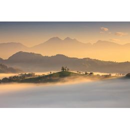 papermoon Fototapete "Neblige Landschaft", B/L: 4,5m x 2,8m, Bahnen: 9 Stk., bunt, Schlafzimmer, Tapeten