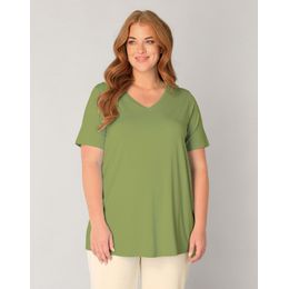 T-Shirt Base Level Curvy "Alba", Damen, Gr. 44, gr&uuml;n, Single Jersey, Obermaterial: 94% Viskose, 6% Elasthan, figurumspielend h&uuml;ftlang, V-Ausschnitt, abgesteppt, Shirts T-Shirt, mit V-Ausschnitt