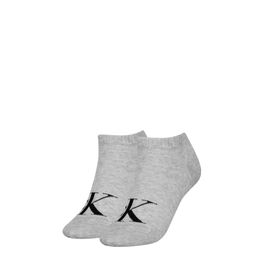 Sneakersocken Calvin Klein Jeans "CKJ WOMEN SNEAKER MONOGRAM", Damen, Gr. 39-42, grau (light grau melange), Obermaterial: 73% Baumwolle, 26% Polyester, 1% Elasthan, normal, Socken Sneakersocken, Rippenb&uuml;ndchen, Logostickerei vorn