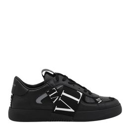 Valentino Garavani Low-Top Sneaker - Textured Leather Sneakers With Bold Strap And Bran - Gr. 43,5 (EU) - in Schwarz - f&uuml;r Damen