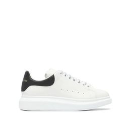Alexander McQueen Low-Top Sneaker - Smooth White Leather Sneakers With Black Heel Tab - Gr. 44,5 (EU) - in Wei&szlig; - f&uuml;r Damen