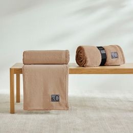 s.Oliver Wohndecke &raquo;s.Oliver Decke Kuschelsoft&laquo; 150 x 200 cm, in bunten Farben, weich, 330g/m&sup2; braun Polyester