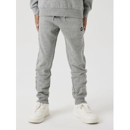 Jogginghose name it "NKMVIMO f&uuml;r Jungen mit B&uuml;ndchen und Stretchkomfort", Jungen, Gr. 146, N-Gr, grau (grau melange), Sweatware, Obermaterial: 60% Baumwolle, 40% Polyester, unifarben, regular fit kn&ouml;chellang, Hosen Jogginghose, unifarben, casual, regular fit, Baumwollmischung, Rundhals