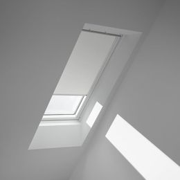 Velux Verdunklungsrollo &raquo;DKL F08 1025SWL&laquo; verdunkelnd Verdunkelung ohne Bohren in F&uuml;hrungsschienen wei&szlig;e F&uuml;hrungsschienen & Griffleiste wei&szlig; Aluminium